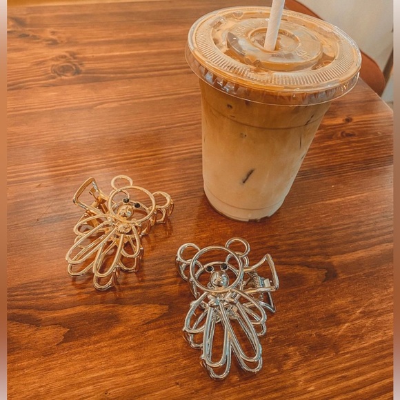 Accessories | Teddy Bear Claw Clip So Cute And Perfect To Style With ...